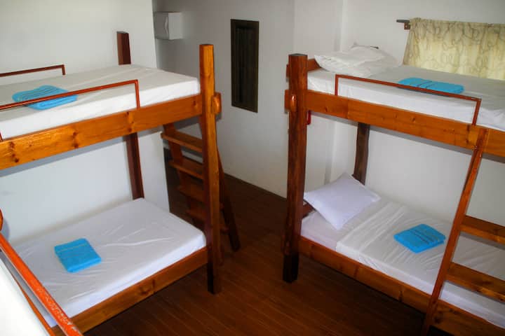 Bay Beach Boljoon Resort - Malabuyoc