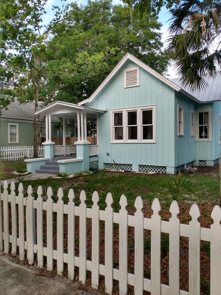 Charming Bungalow In Sanford's Historical District - Floride