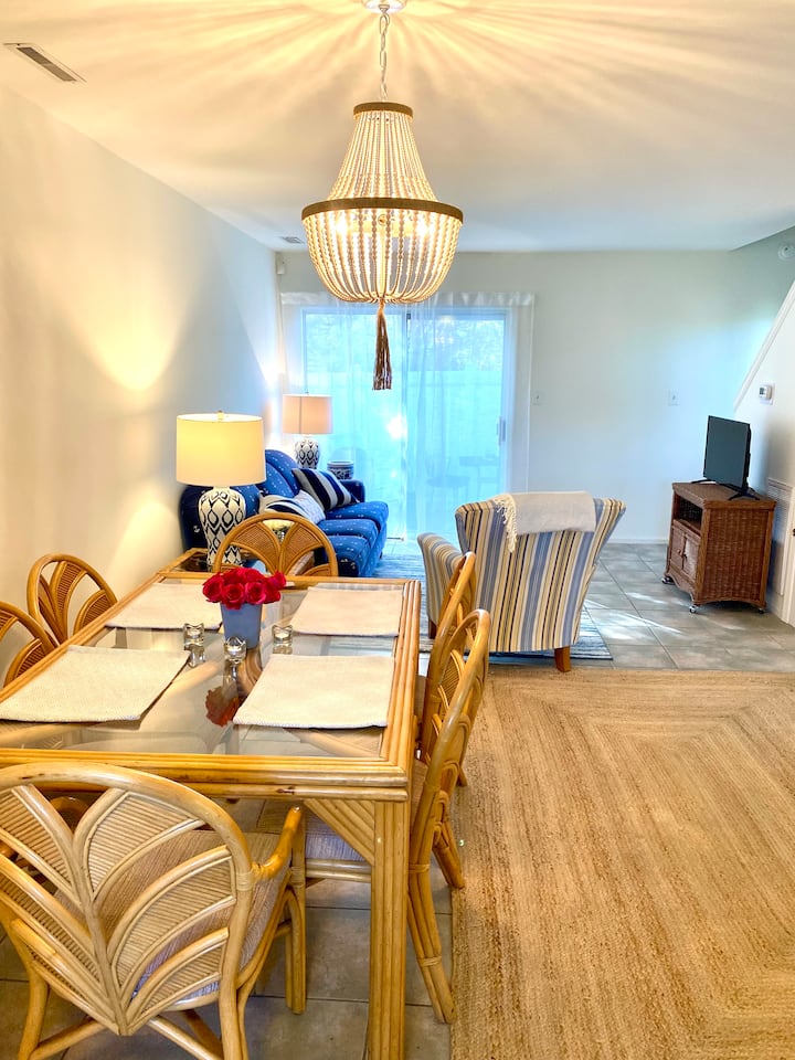 Rehoboth Retreat - Rehoboth Beach, DE