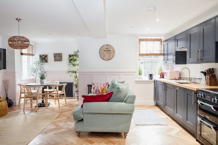 The Seelies - Aparthotel - The Baron's Dwelling - 2 Bedroom Apartment - Kingussie