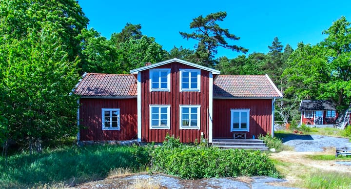 Ett Unikt Skärgårdshus Med Egen Privat Brygga - Sandhamn