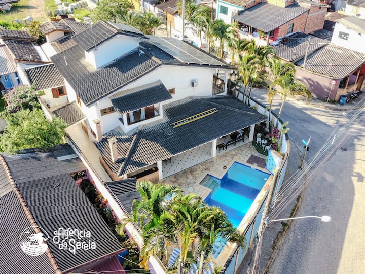 Casa Espaçosa Com Piscina, Perto Centro Ilhabela - Ilhabela