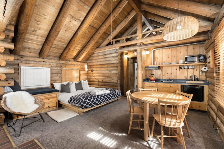 Creekside - Markleeville, CA