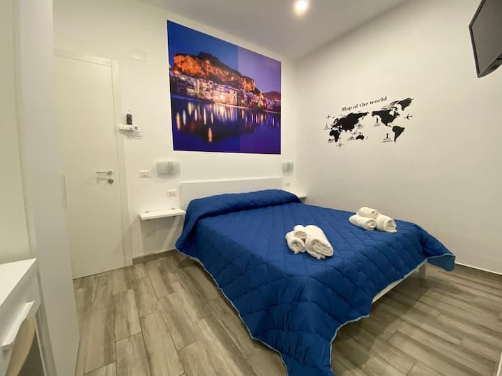 In Centro Rooms Doppia Economy9 Con Balcone Al 3°p - Campofelice di Roccella