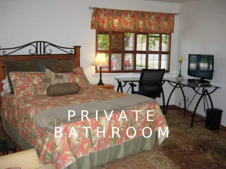 Private Bath, Kitchenette, Large Desk Secure Quiet - Sunnyvale, CA