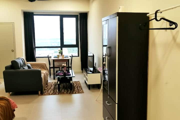 Devine Home~tamarind |Wifi| Netflix| Free Parking - Cyberjaya