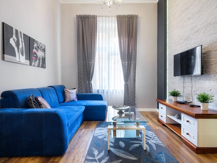 Apartment With Mezzanine In The Heart Of Kazimierz - Krakow