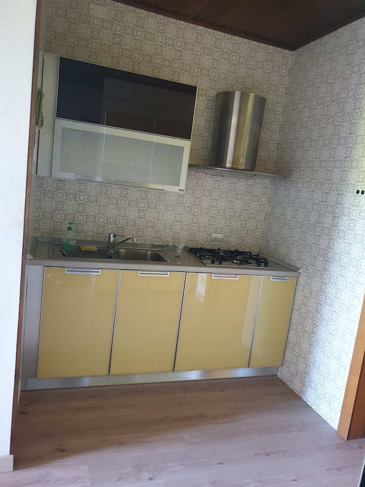 Apartment With Pool Near Garda Lake - San Zeno di Montagna