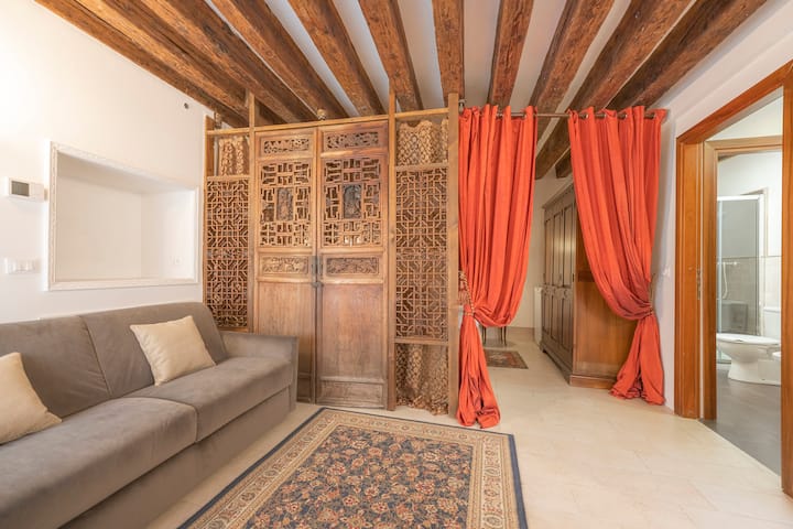 Cozy Flat Accademia - Venedik