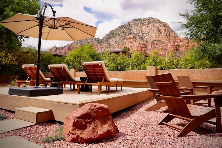 Red Rock Roots: Hot Tub Heaven, Fire Pit + Views! - Sedona, AZ