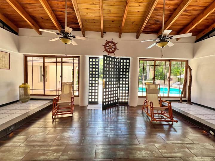 Casa De Campo Luxury Villa W/pool And 5 Bedrooms! - La Romana