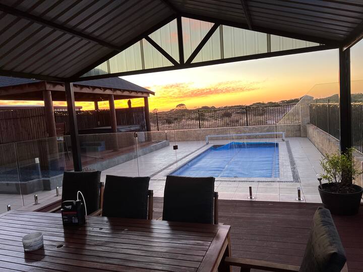 Rockingham Holiday Rentals & Homes - Western Australia, Australia | Airbnb
