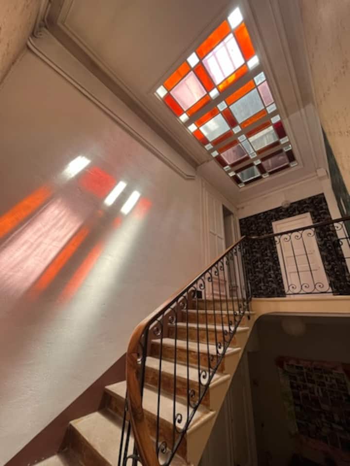 Alès Superbe Appartement Dans Immeuble Du Xix° - Alès