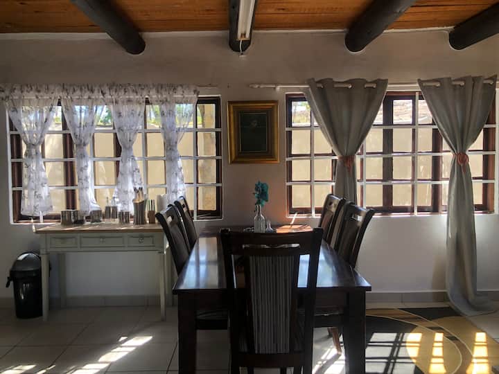 Villa Jullienne - A Home Away From Home - Unit 9 - White River