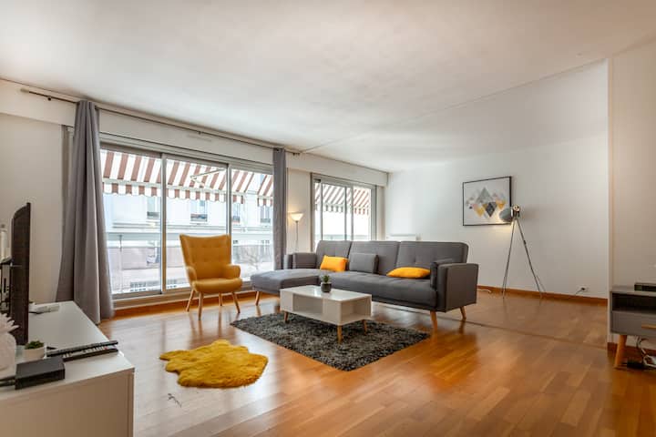Appartement Spacieux éQuipé à Paris. - Paris