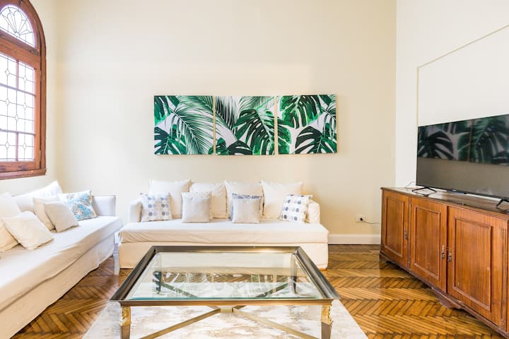 Somoshost - New - Historic Mansion In Palermo. - Argentina