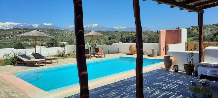 Stijlvolle Luxe Villa Met Privé Zwembad - Pitsidia