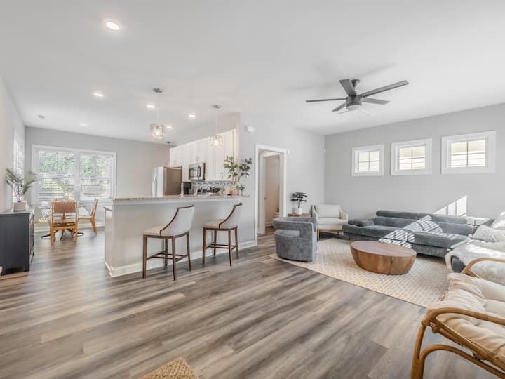 New 3br Beach Haven In Downtown No Checkout Chores - Wilmington, NC