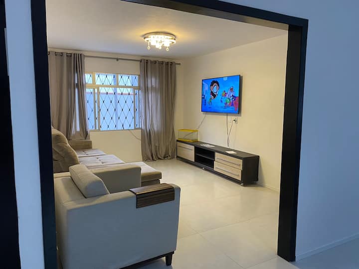 ÓTima Casa 4 Suítes Para Até 16 Pessoas - Balneário Camboriú