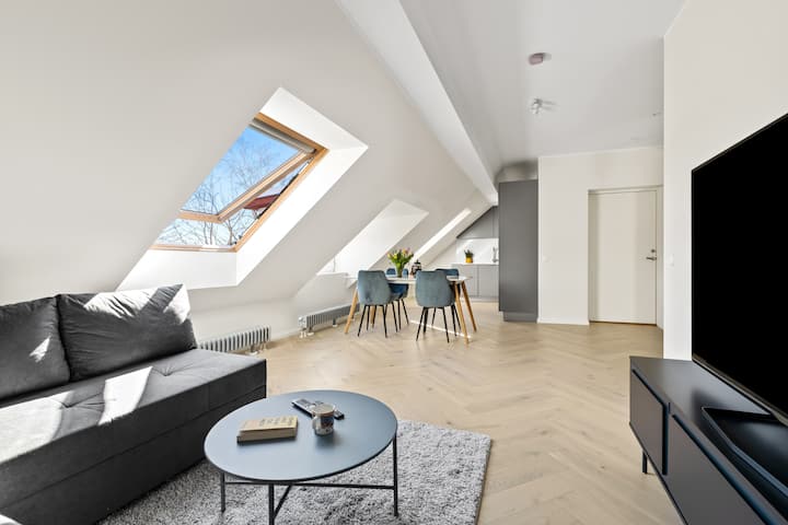 Cozy Apartment Near Telliskivi Center - Tallin