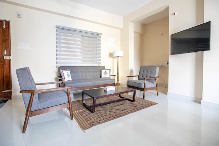 Aztec Haus - Modern & Spacious 3bhk Apartment - Hyderabad