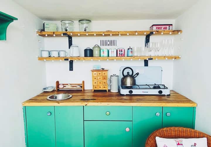 Skye @ Beachhutdays Beach Hut Rental
East Preston - Arundel