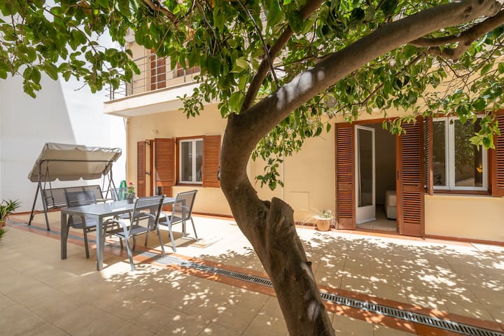 Steps Away From City's Beach Apt 1 - La Canée