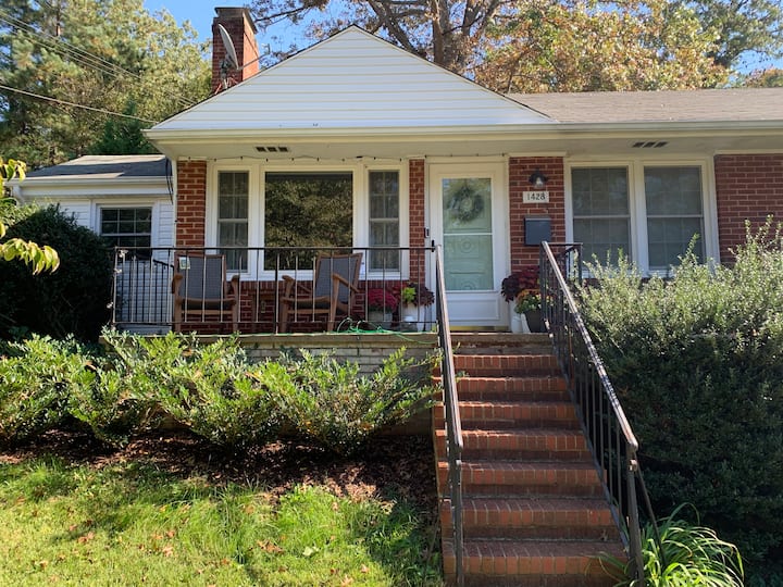 Single Family Brick Ranch House Near Uva - Charlottesville, VA