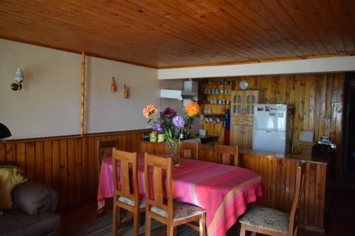 Acogedora Y Bien Conectada Casa Familiar - Pichilemu