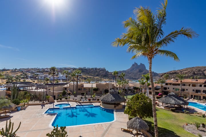 Marina Terra Condo - Sweet Spot - San Carlos