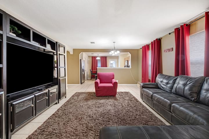 Amazing 3 Bedroom Home Near Seaworld - Stillwater Ranch - San Antonio