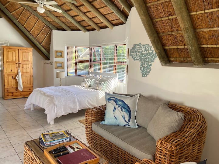 Lovely Huge 1-bedroom Loft Serviced Daily - Saint Francis Bay