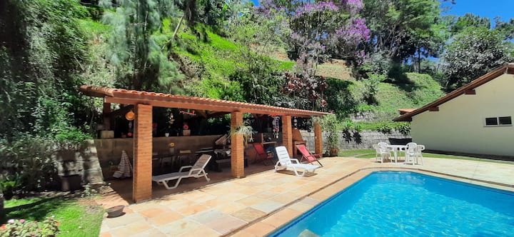 Linda Casa Na Serra Com Piscina - Petrópolis