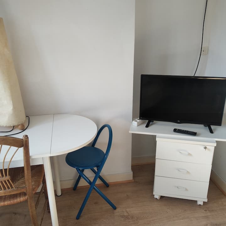 Chambre Et Parking - Évreux