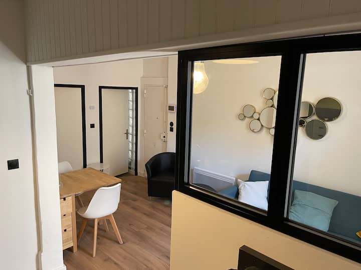 Joli Appart T3 Avec 2 Sdb, Cour Extérieure - Plages de Marseille Prado