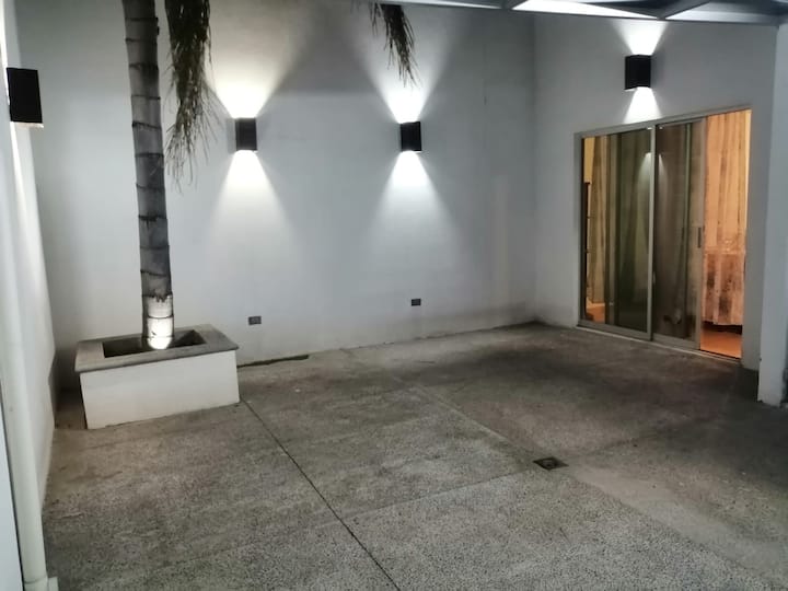 Casa Residencial/tranquilidad/seguridad/comodidad - Irapuato
