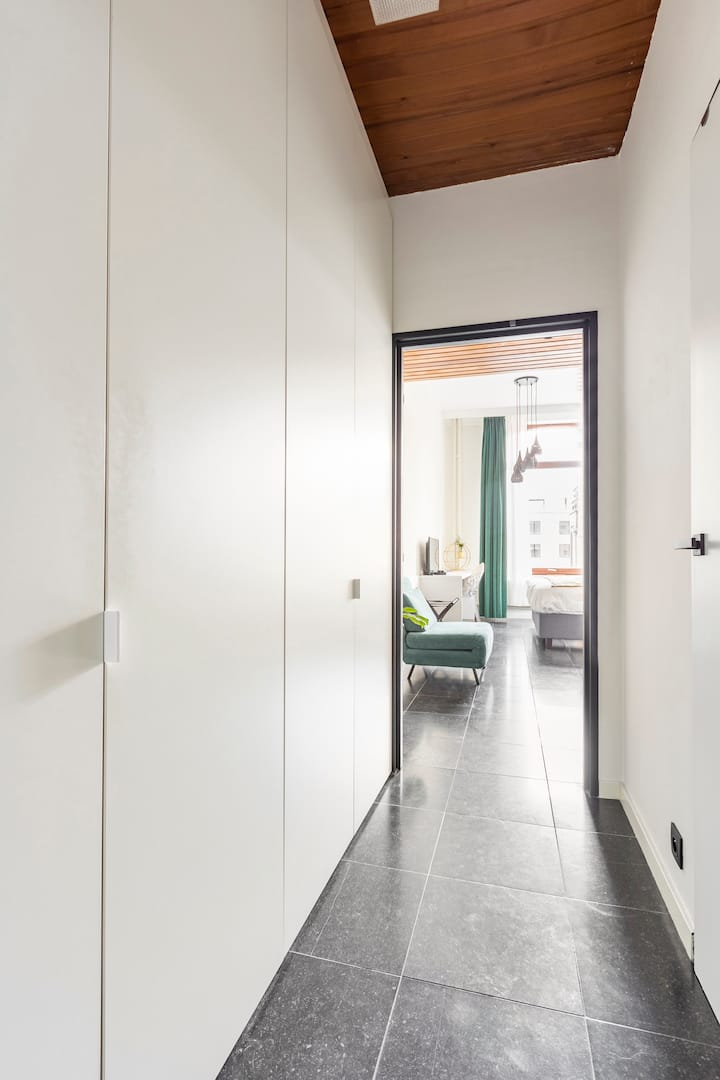 Riverview Studio In Historical Heart Of Antwerp - Antwerp