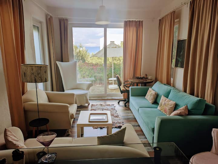 Adorable Guesthouse With Private Garden And Beach - Güllük