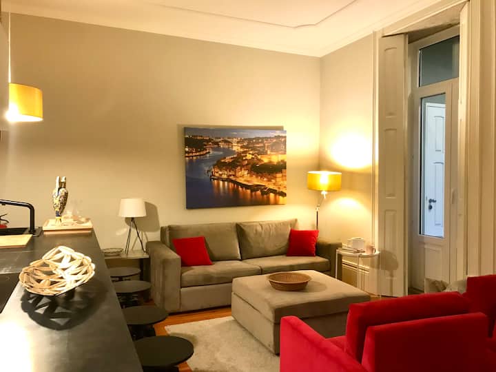 New!porto´s Elegant Apart. W Balcony By The Square - Porto