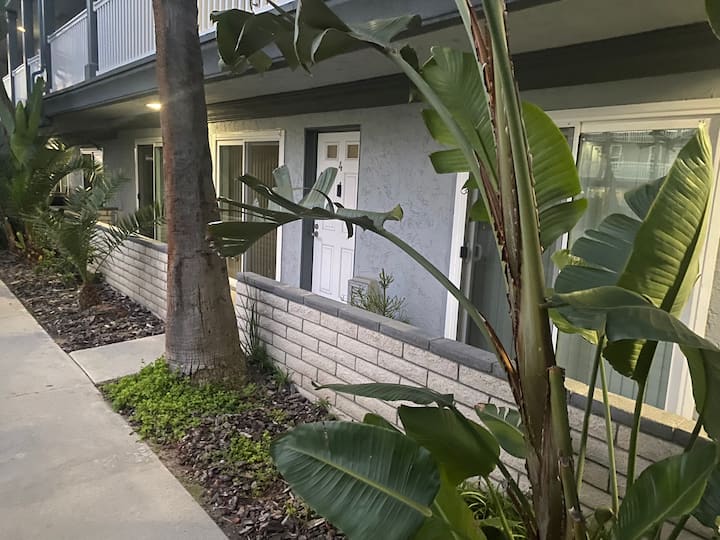 Quaint Beachside Condo W/ Pool - Imperial Beach, CA