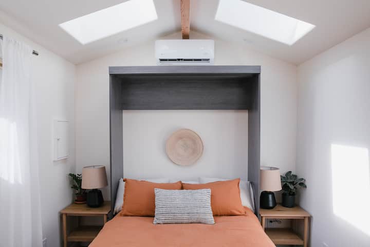 Modern, Downtown Guesthouse- Walk Everywhere! - Grass Valley, CA