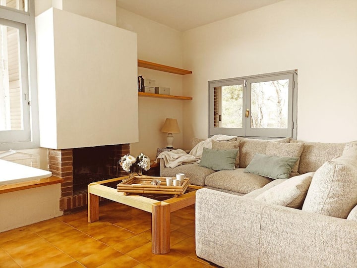 Peaceful Room With Mountain Views At Lovely Villa - Calafell