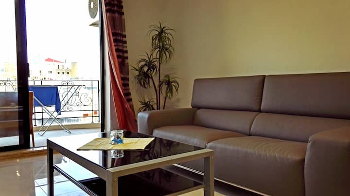 Luxuriously Furnished Stunning 3 Bedroom Apt X1 - Malta
