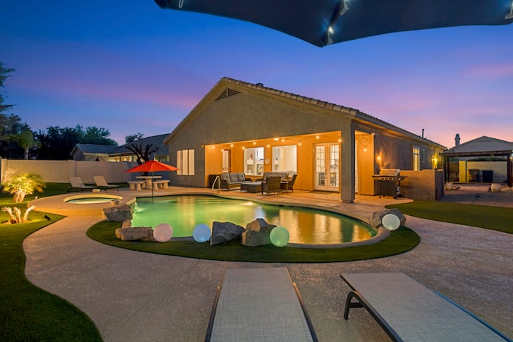 Your Az Oasis, Cleaning & Pool Heat Fee Free! - Goodyear, AZ