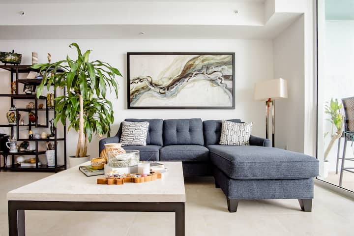 Private Room Near Downtown Miami - Miami, FL