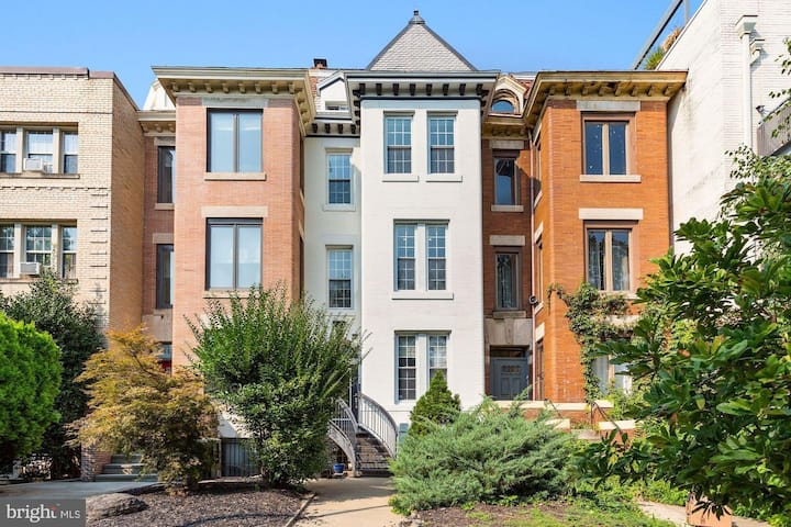 Lovely 2 Bd/ 2 Ba Condo With Fire Pit - Arlington