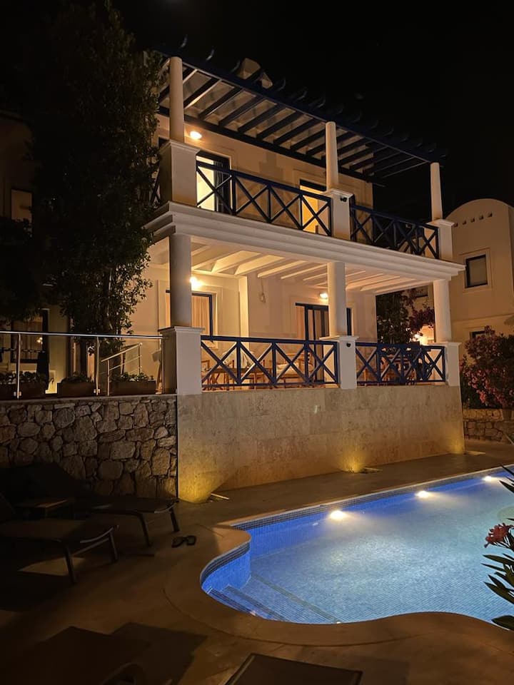 Ultra Luxury Sea View Villa With A Private Pool! - Yalıkavak