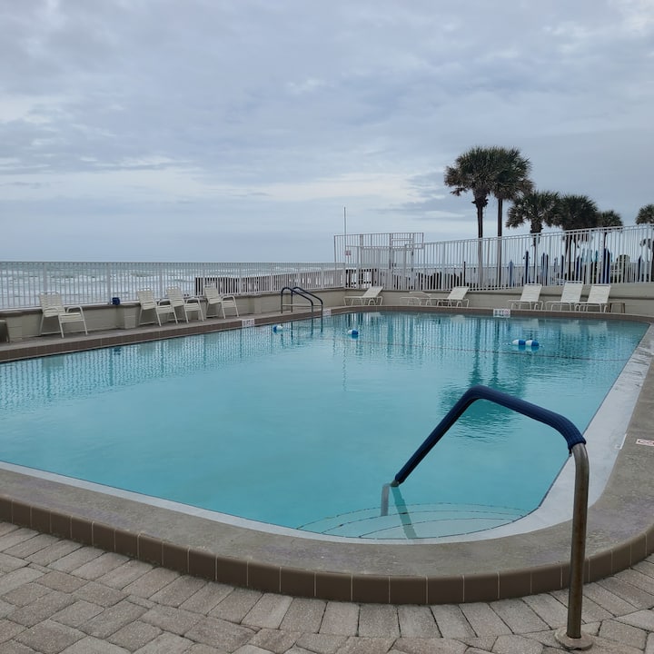 Studio Apartment In Daytona Beach Shores - Ponce Inlet, FL