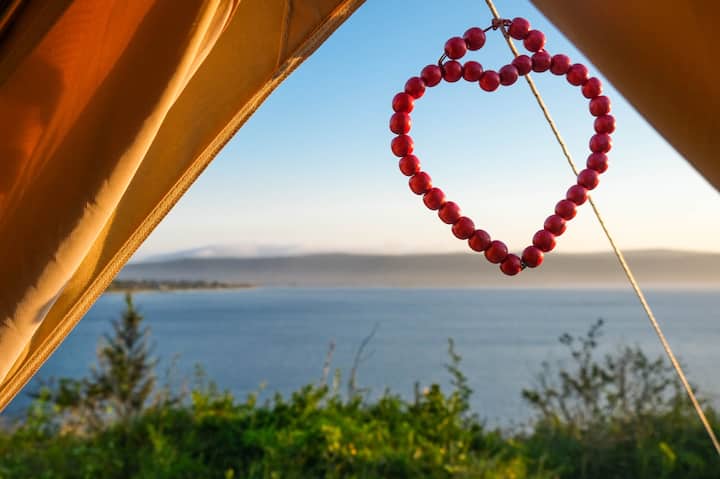 Bell Tent 4 Glamping For 2 - Sedgefield