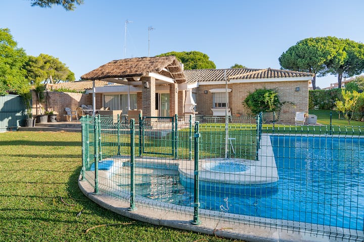 Chalet En Vistahermosa - Cádiz